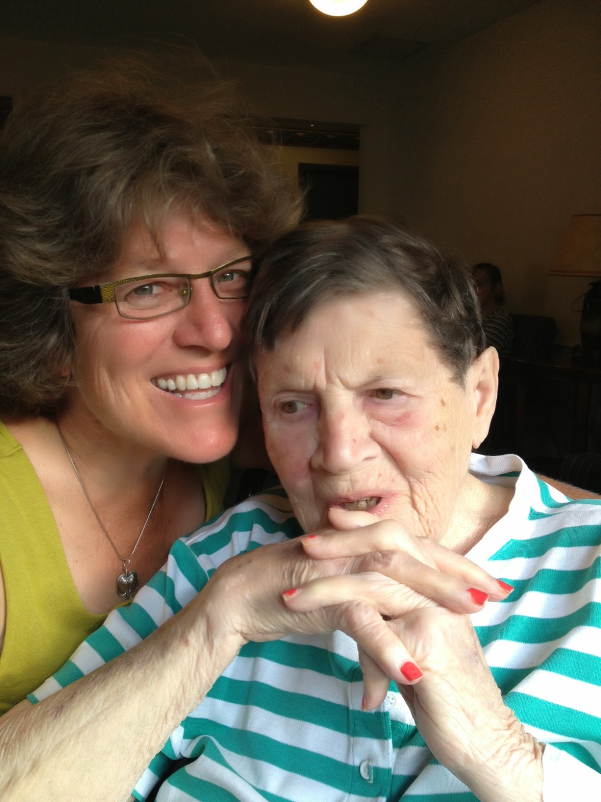 Julie Zickefoose on Blogspot: Zick Alert! Spotted, Heading East!