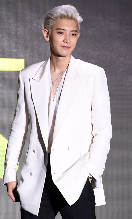 EXO's Chanyeol to enlist in the army next month - KpopHit - KPOP HIT