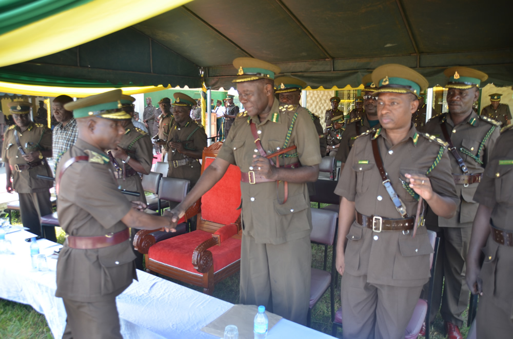 WAASTAFU WA JESHI LA MAGEREZA WAAGWA RASMI JIJINI DAR ~ Tanzania ...