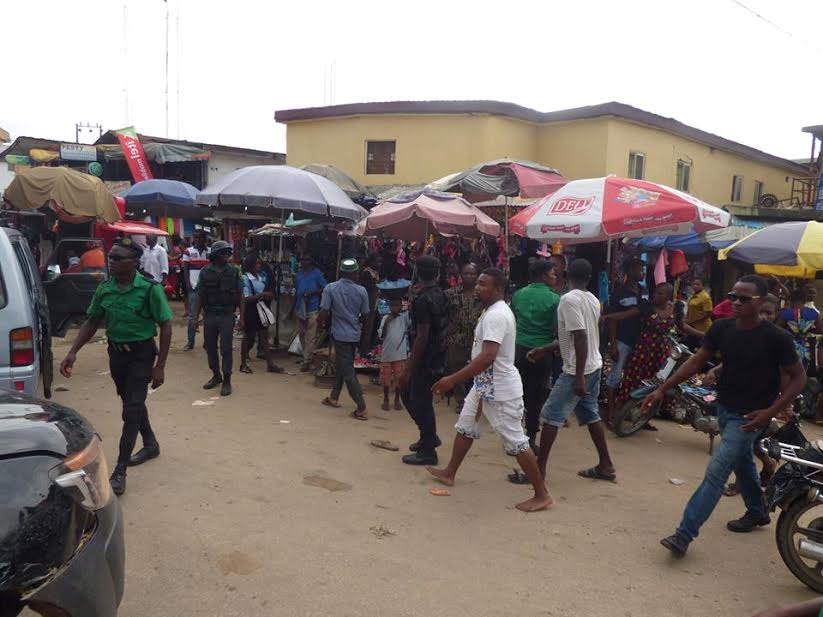 Photos: Joint Task Force arrest hoodlums extorting money from hawkers ...