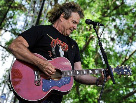 THE CLASSIC ROCK MUSIC REPORTER: 02/01/2017 - 03/01/2017