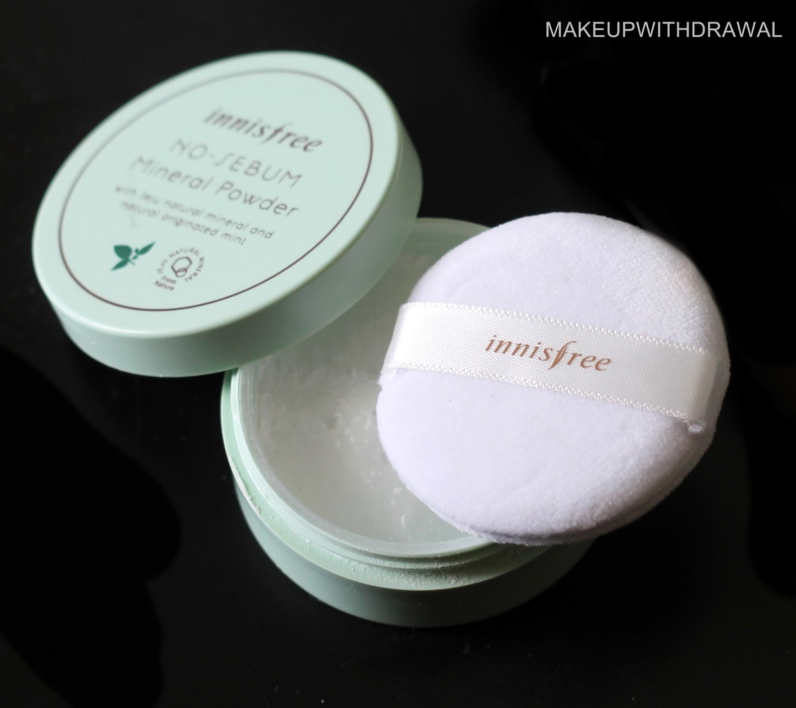 Review: [innisfree] No-Sebum Mineral Powder and Blur Primer | Makeup ...