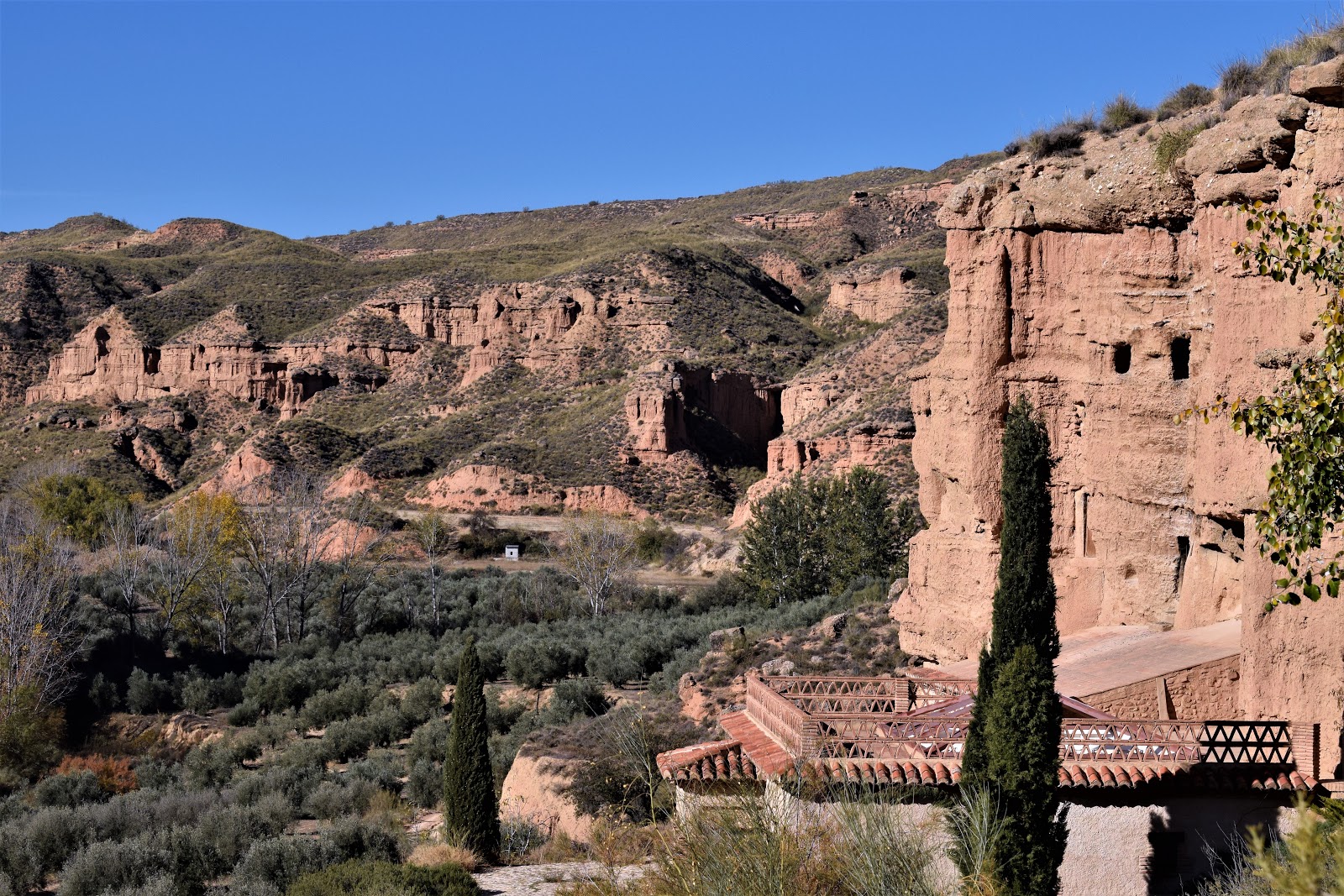 Caminando por Sierras y Calles de Andalucía: Troglodita (Purullena ...