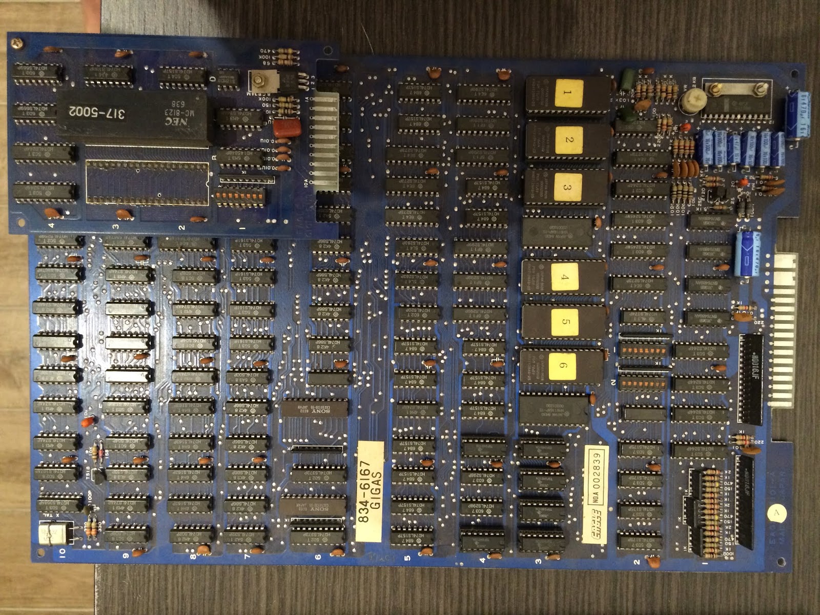 Arcade PCB Fever: Gigas by Sega