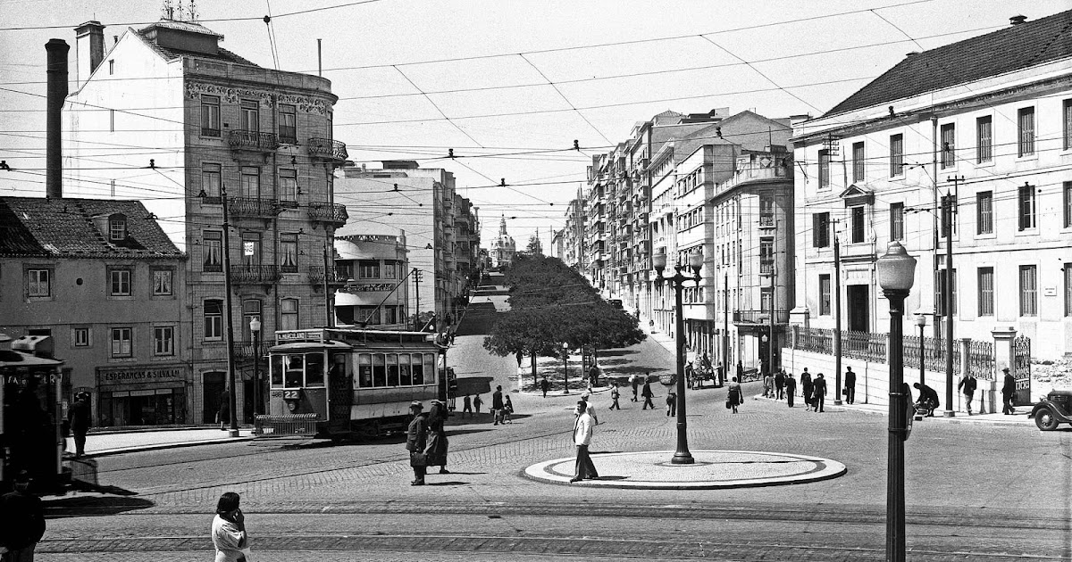 Lisboa de Antigamente: Largo do Rato com a Avenida Álvares Cabral