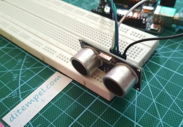 Menentukan Jarak dengan Sensor Ultrasonik - ditempel