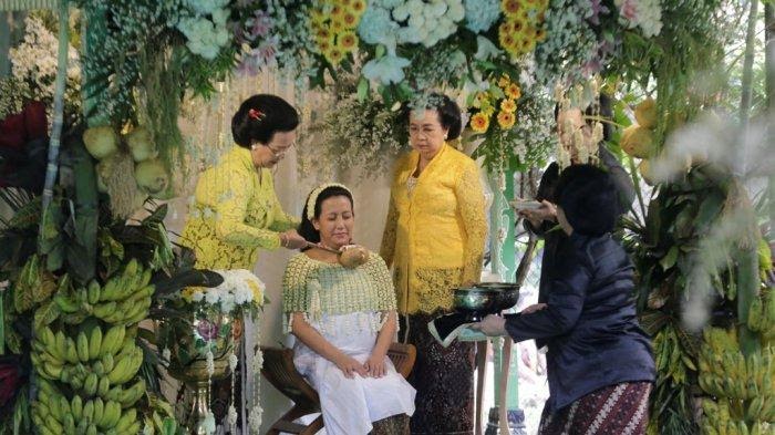 Upacara Tingkeban Kelas 9 - Media Pembelajaran Online Guru Spensaka | SMPN1KALIMANAH