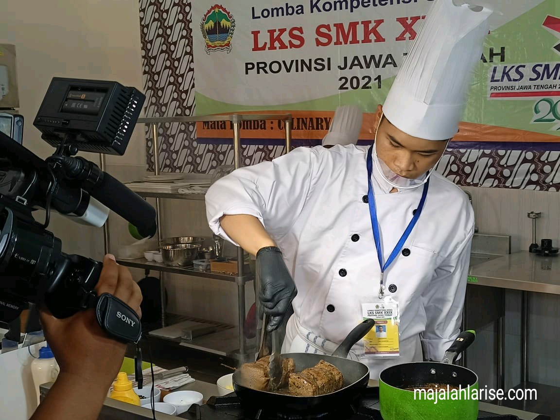 Anggono Bayu Aji, Siswa SMKN 1 Pracimantoro Juara 3 Bidang Culinary LKS ...