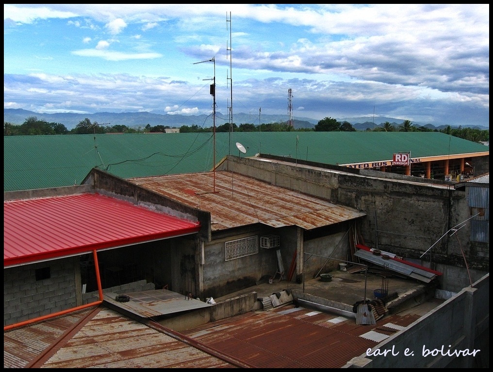 Bukidnon Photo Journal: South Poblacion, Maramag: Views from the Top