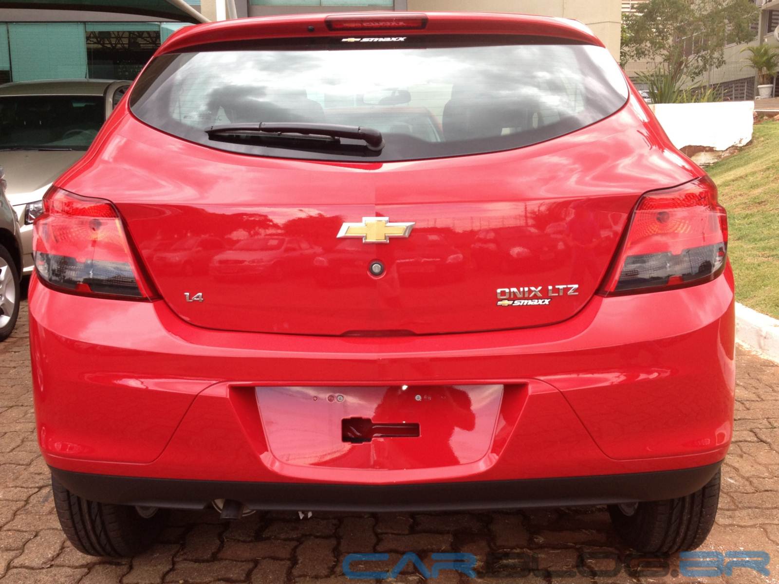 Chevrolet Onix LTZ 1.4: fotos, consumo, desempenho e ficha técnica