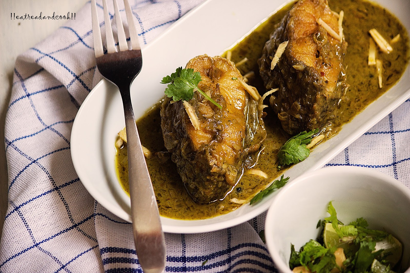 Dhone Pata Maach / Fish in a Green Paste Curry