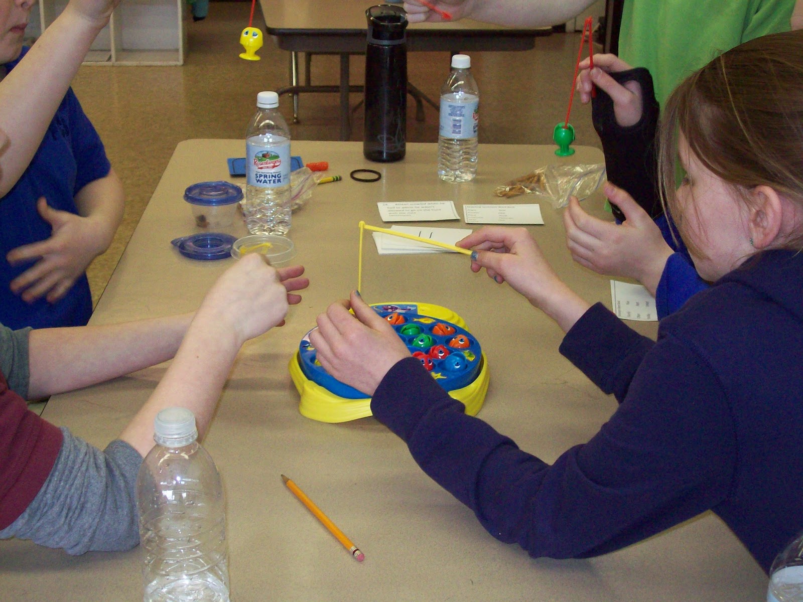 Hunter's Tales from Teaching : "Fishing" for Synonyms and Antonyms