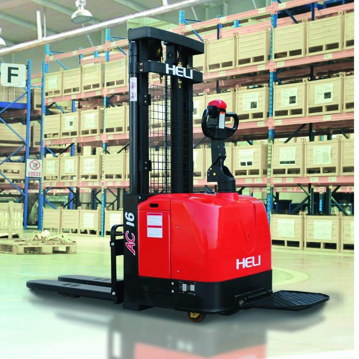 Stacker elektrik HELI