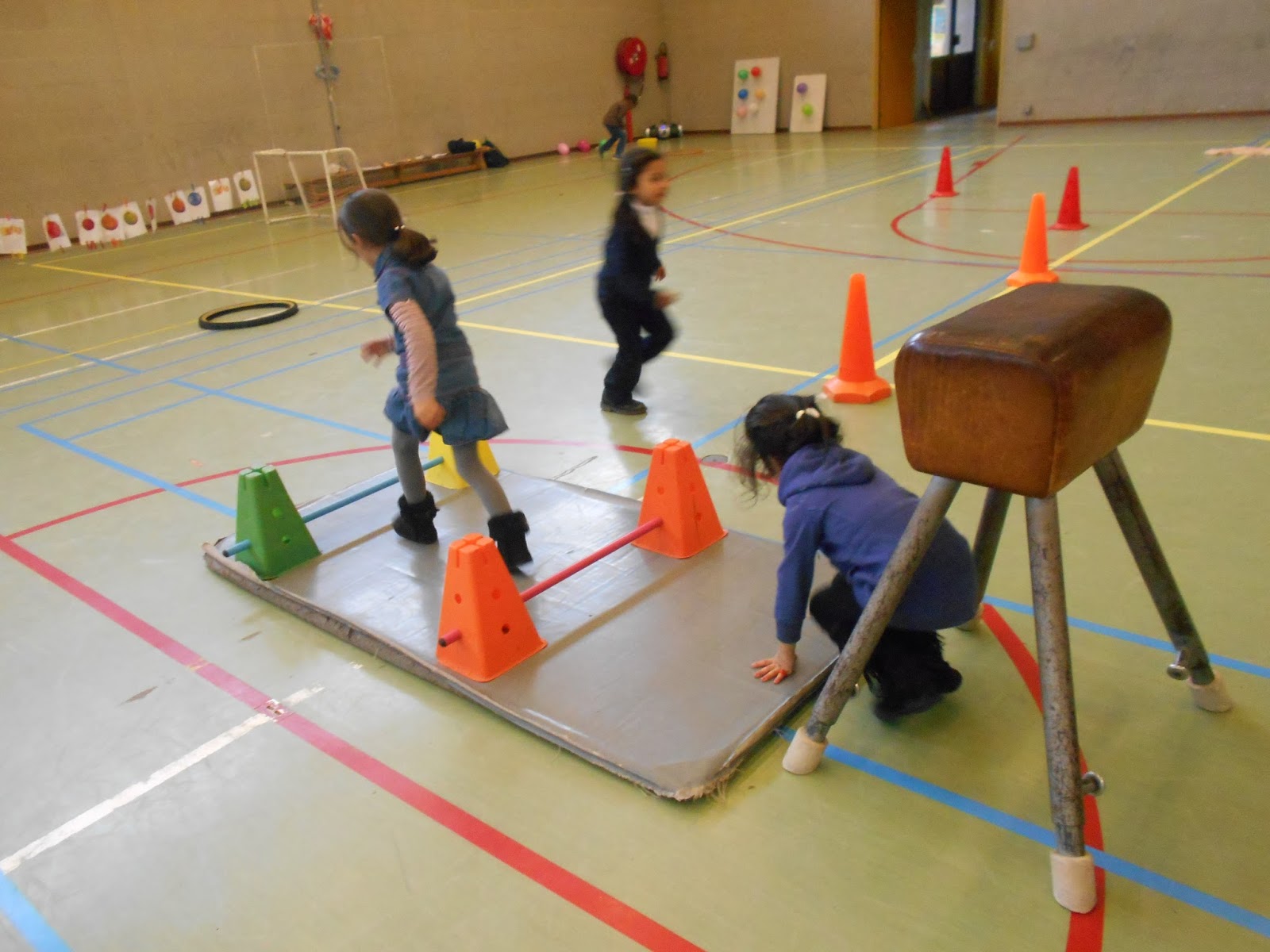 Welkom in de 3de kleuter 'bezige bijtjes' klas: grote ‘kleuter-kerst ...