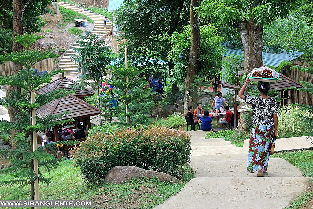 SIRANG LENTE | TRAVEL & HIKE: The Secluded Erin's Place Resort, Baras ...