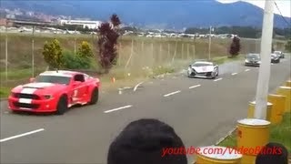 Top 10 Funny Car Crash Accidents - Funny Car Crashes