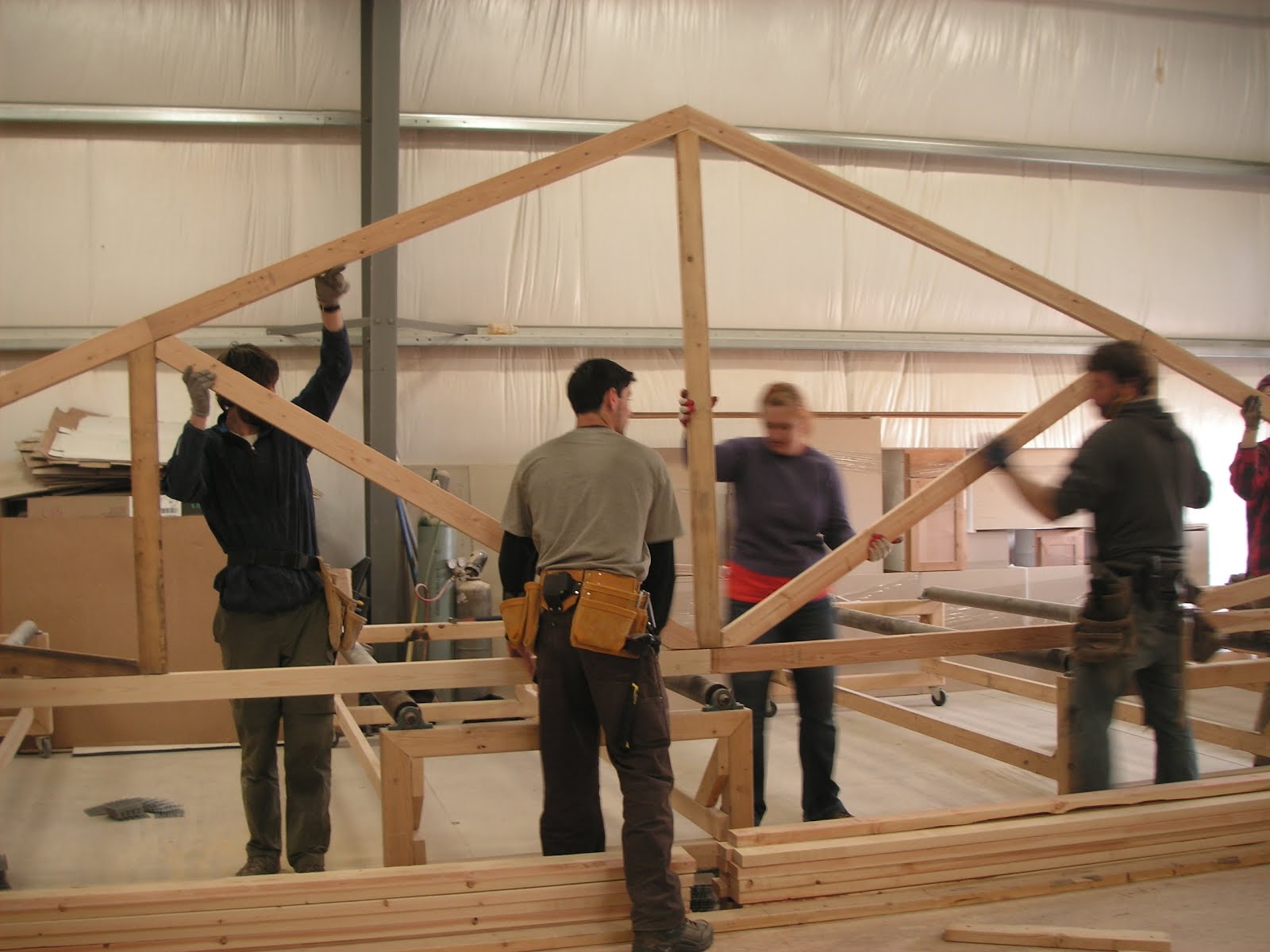 Lauren Builds: Day 7: Finished the trusses!