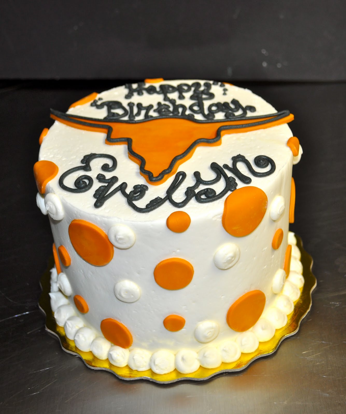 Leah's Sweet Treats: More UT Longhorn Cakes!