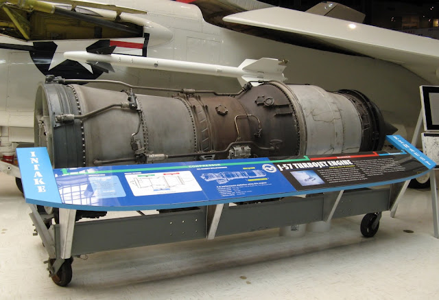 SI VIS PACEM, PARA BELLUM: Il Pratt & Whitney JT3C, denominazione ...