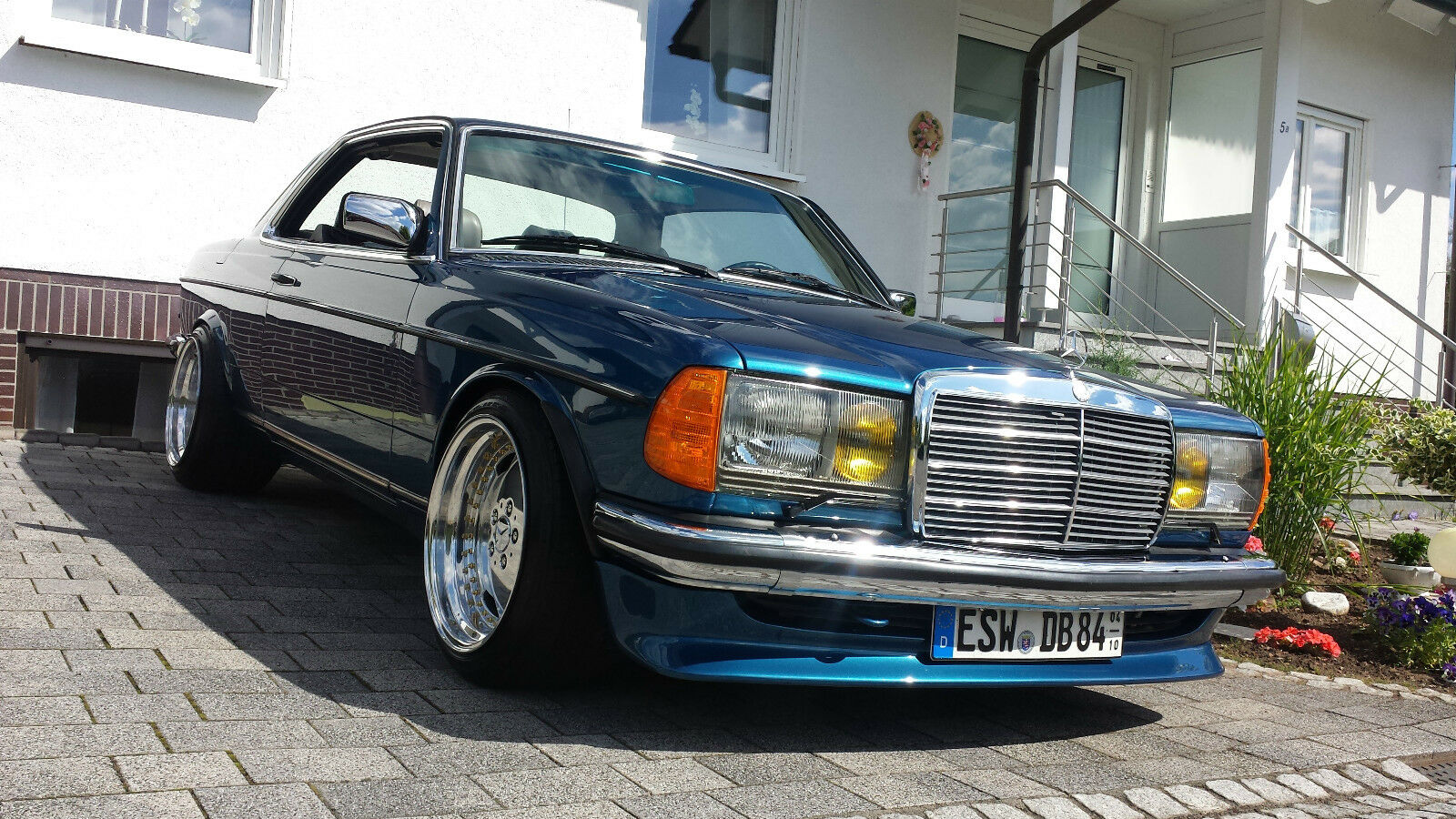 Mercedes-Benz W 123 500 CE AMG Coupé