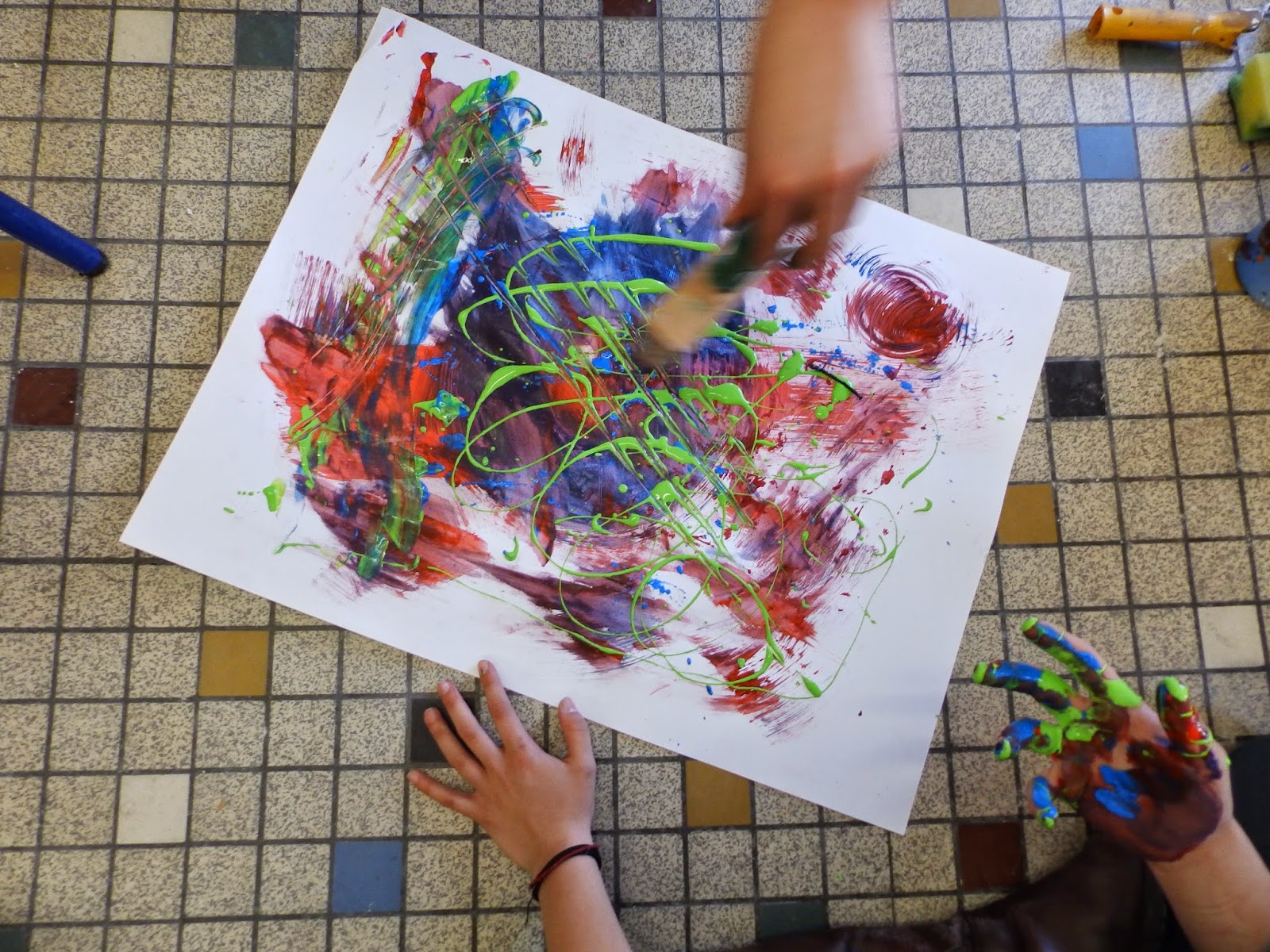 LES ARTS PLASTIQUES au lycée Comte de Foix: Les doigts dans la peinture... LES ARTS PLASTIQUES au lycée Comte de Foix: Les doigts dans la peinture...