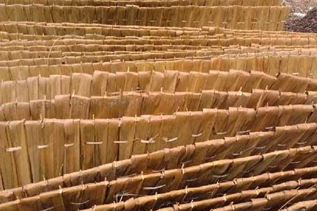 Penutup Atap Ijuk dan Daun-daunan | Materialpilihanku