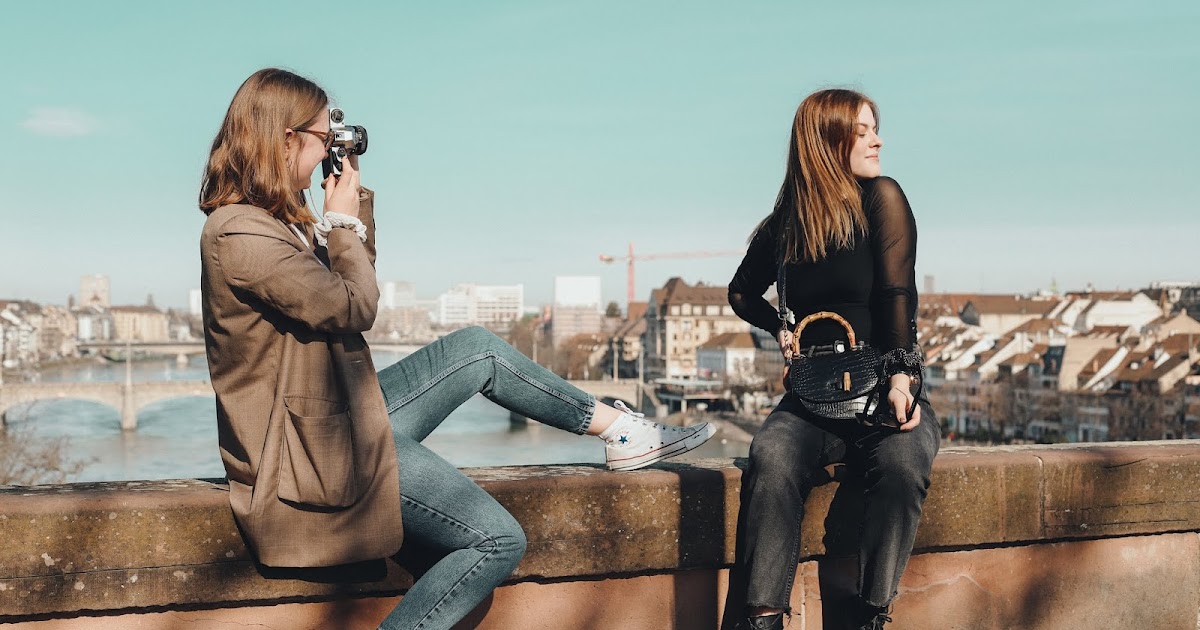 5 Facts about each other — Blogger and Bestie