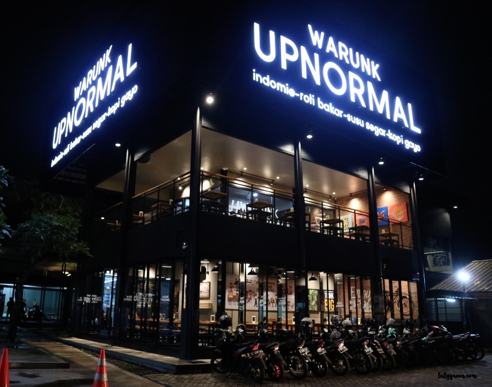 10 Alasan Kenapa Kamu Wajib Nongkrong di Warunk Upnormal Alam Sutera ...