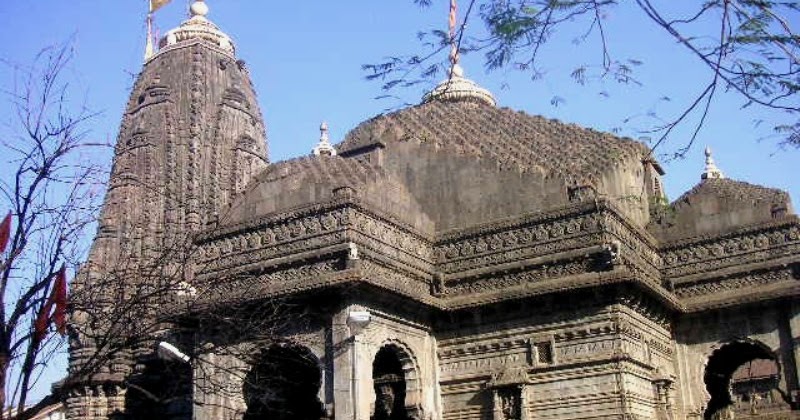 Trimbakeshwar (Jyotirlinga) Temple, Nassik and famous Nassak diamond