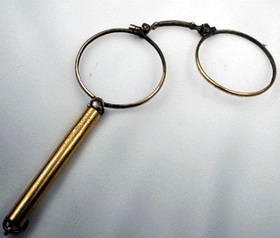 AntiquesQ&A: Better to See You With My Dear