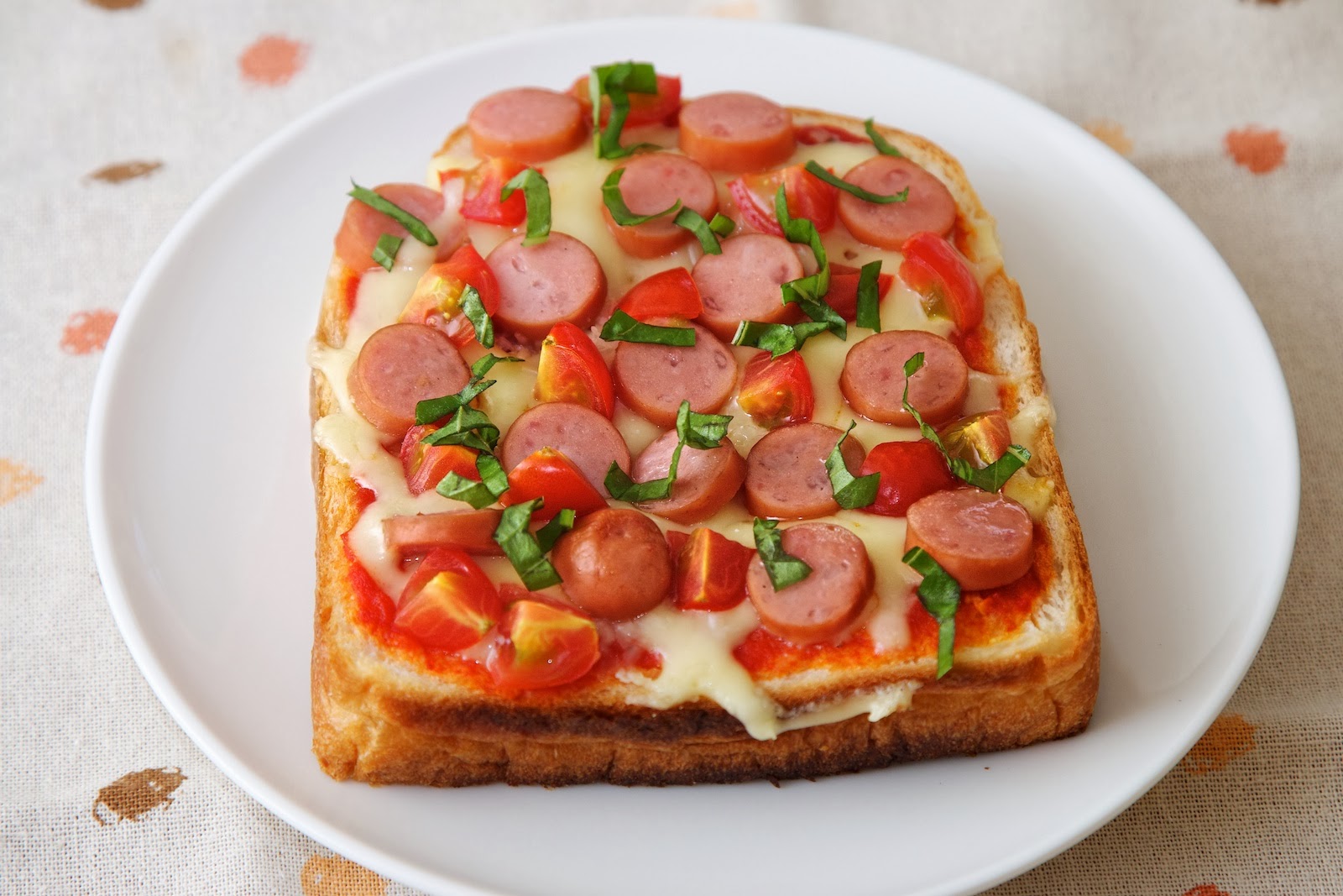 毎日バジル: ピザトースト ・ Pizza toast