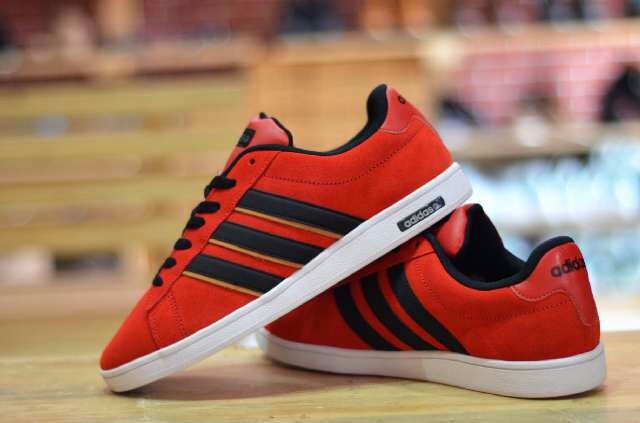 jual sepatu adidas casual original terbaru online untuk pria dan wanita