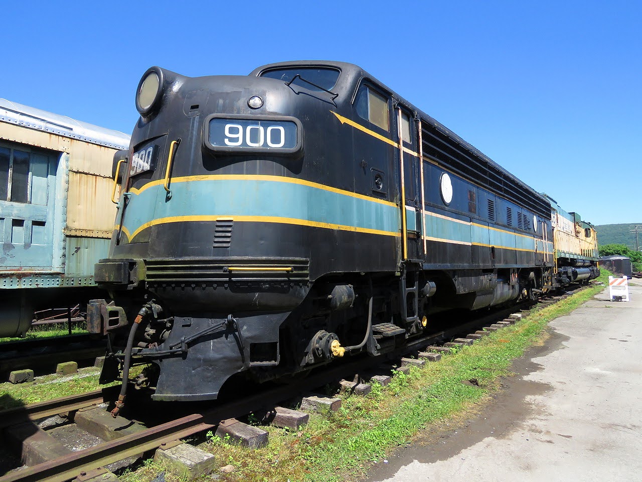 Jersey Mike's Rail Adventures: 20-05-30 PHOTOS: Reading and Northern ...