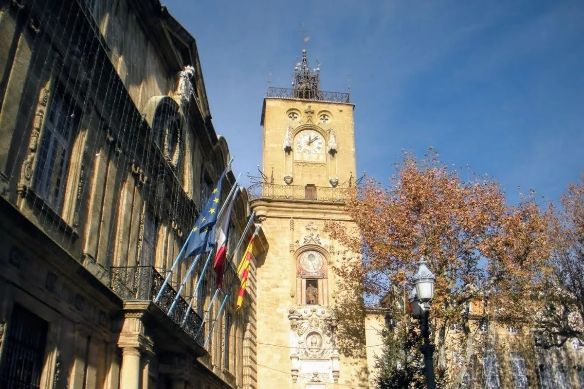 How to Celebrate Christmas in Provence France | Sidewalk Safari | Part ...