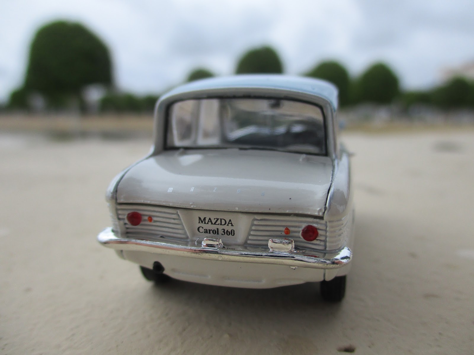 El Garaje Algabeño: Mazda Carol P360 de NOREV