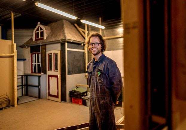 ANDRE RIEU FAN SITE THE HARMONY PARLOR: Pierre Rieu Continues To Work ...