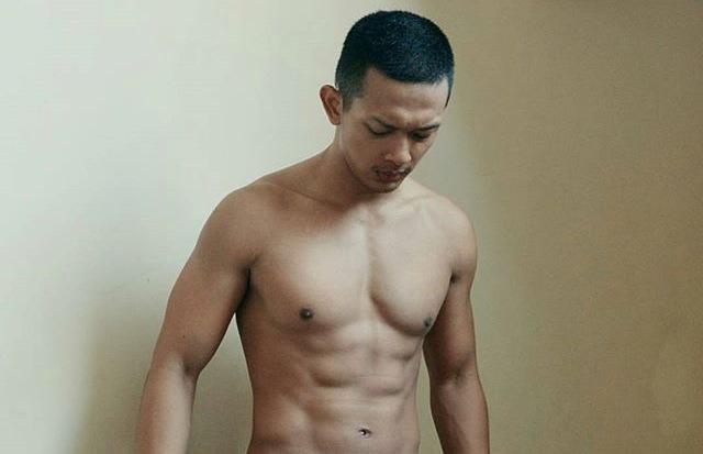 Dimas Pembantu Jantan Dan Bau Ketek Bagian I