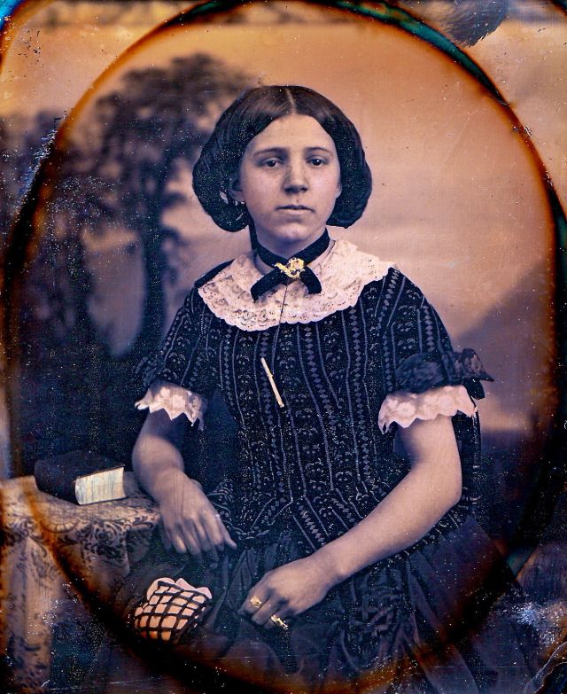 30 Fabulous Photos Show Fashion Styles of Victorian Girls in the Mid ...