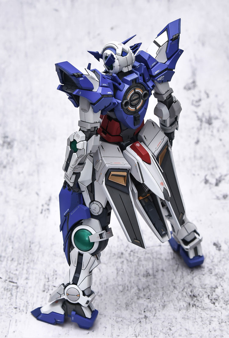Custom Build: MG 1/100 Gundam Amazing Exia [Resin Conversion]