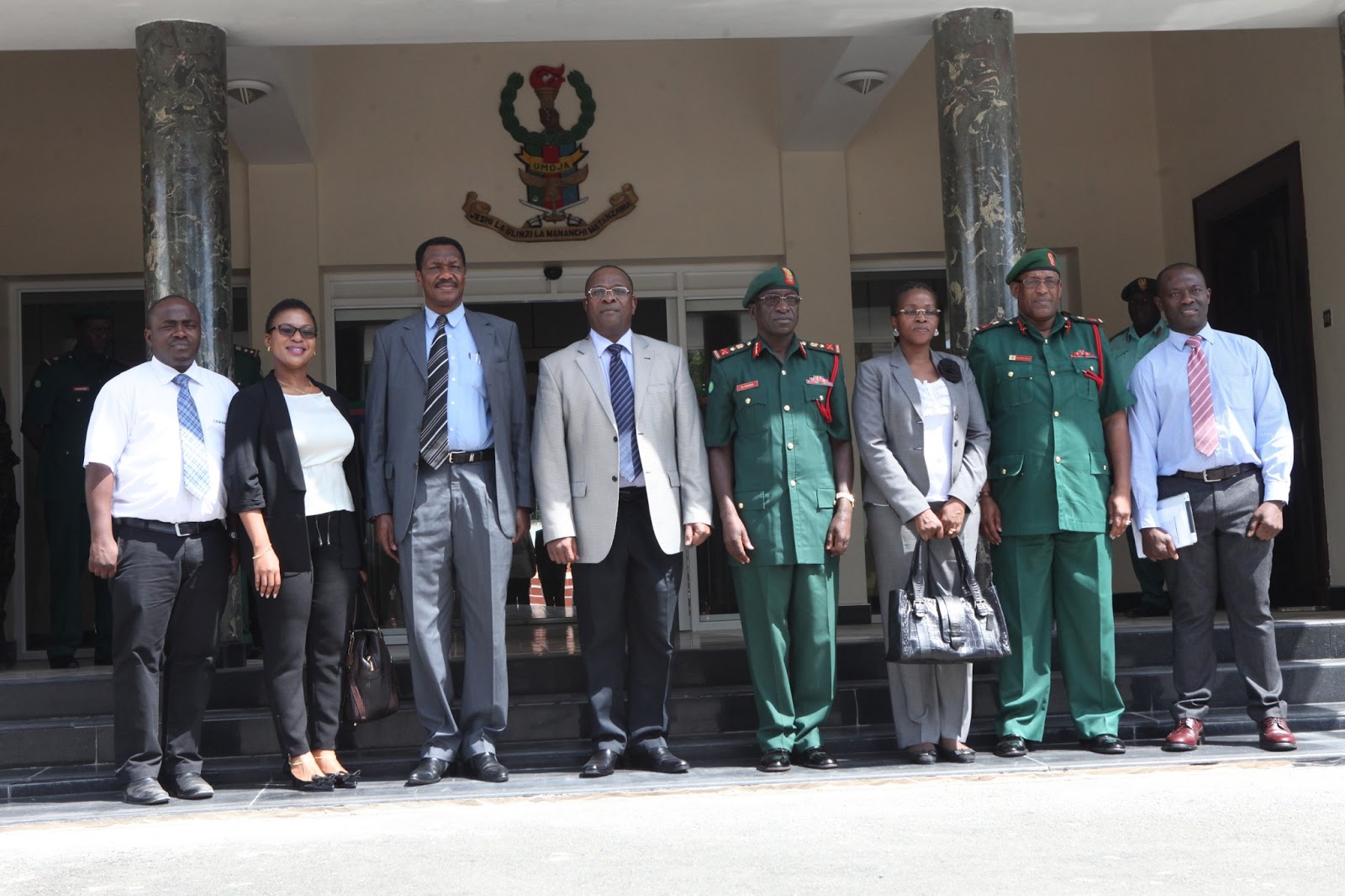 MATUKIO @ MICHUZI BLOG: CRDB YATOA VIFAA VYA MICHEZO KWA JWTZ KUPITIA ...