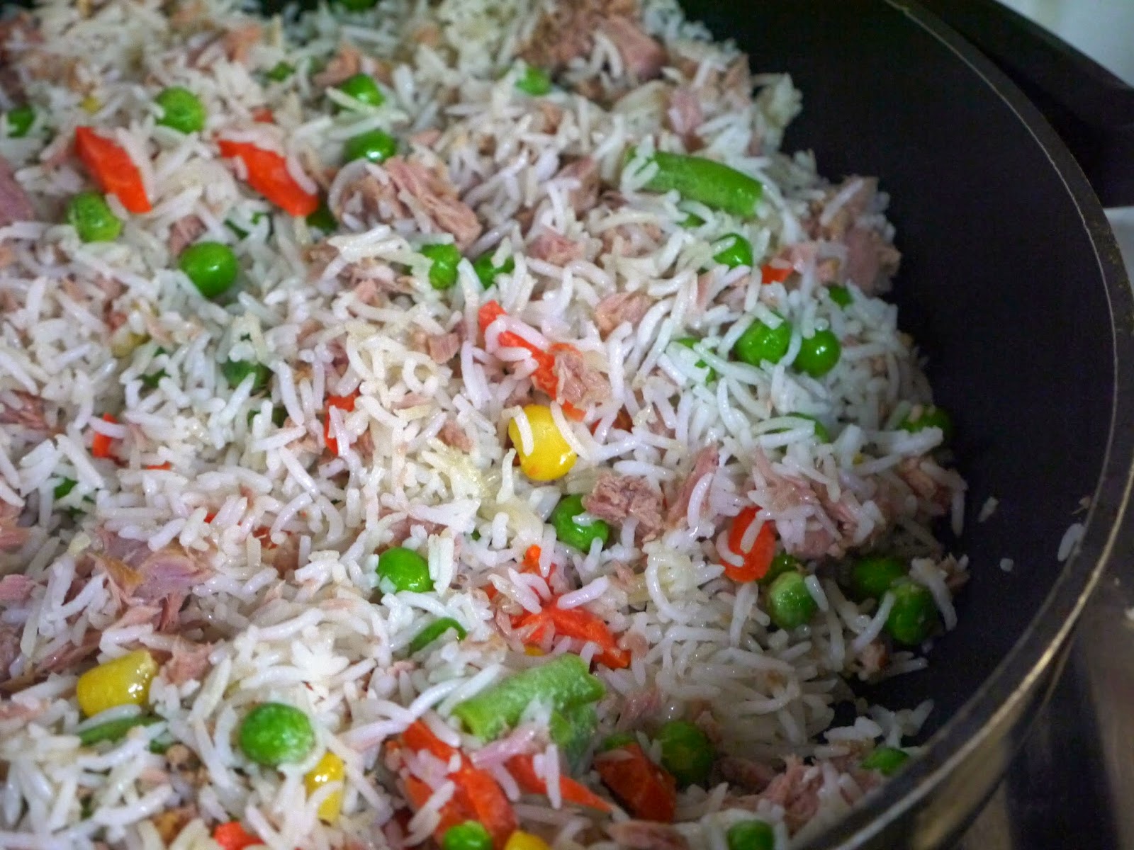 This Muslim Girl Bakes: Tuna Fried Rice
