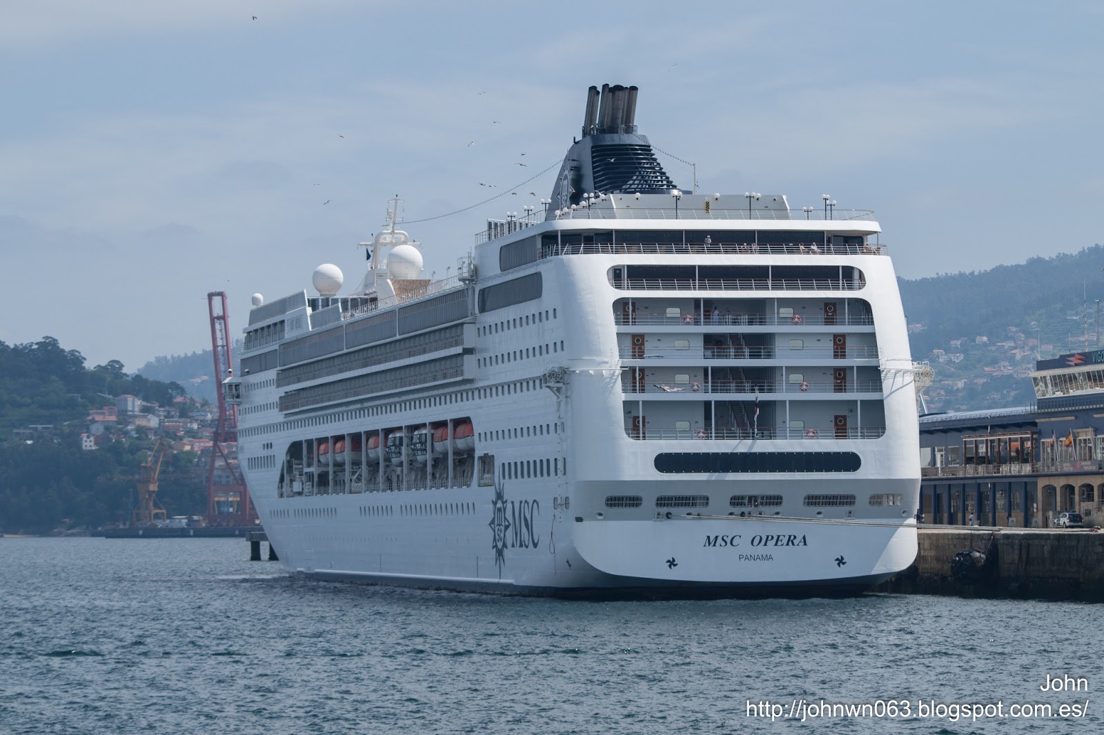 FOTOS DE BARCOS: MSC OPERA