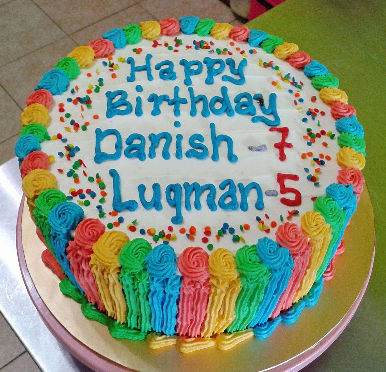 SERI MANJUNG HOMEMADE - MIZWA SWEET DELIGHT: KEK RAINBOW