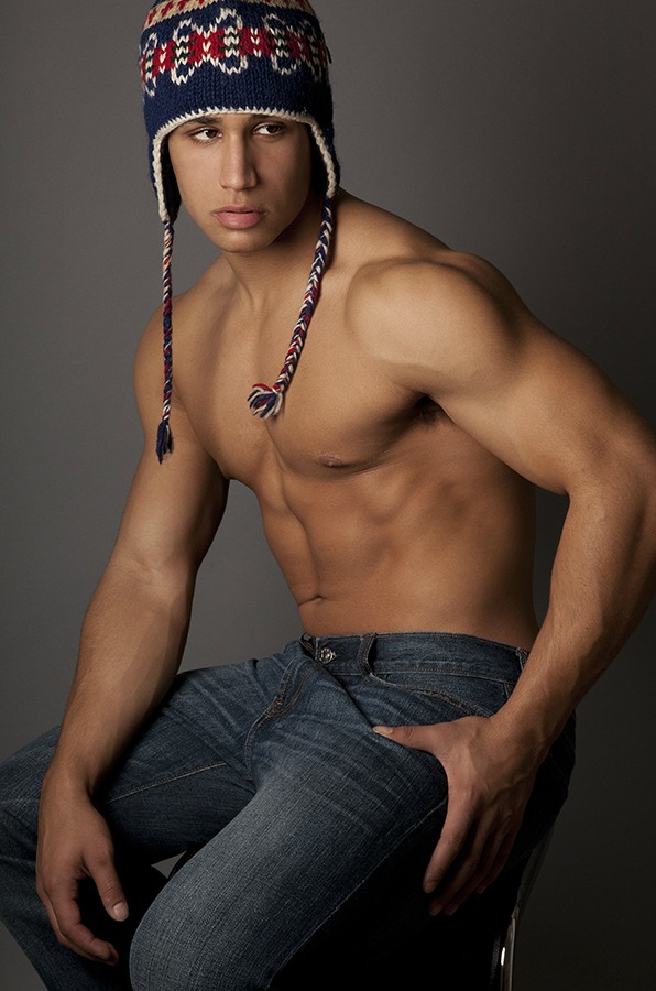 DAVID DUST: Featured Model - Calvin Martin