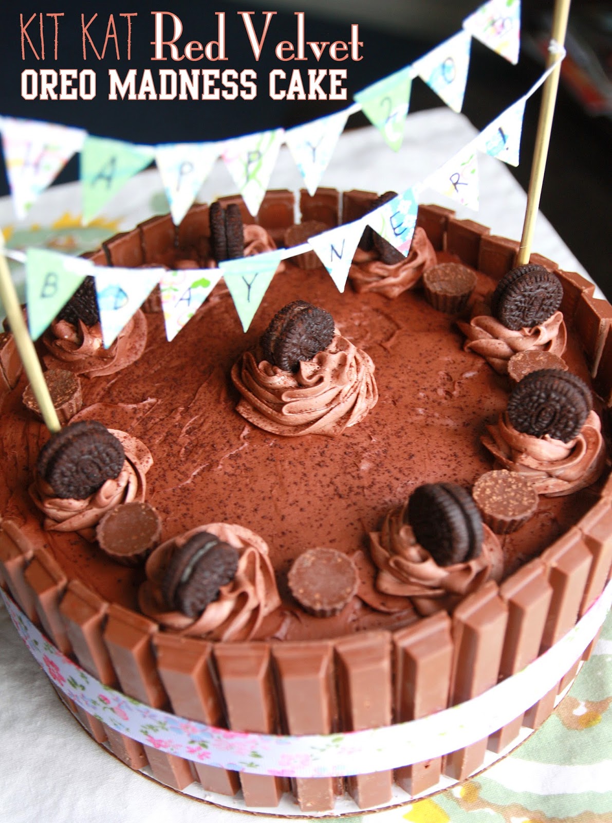 dr. sweet tooth: Kit Kat Red Velvet Oreo Madness Cake