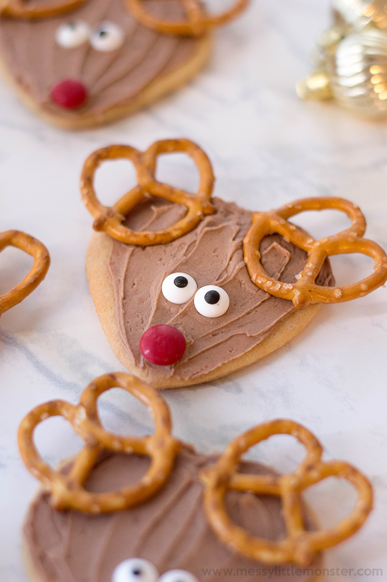 Reindeer Cookies - An easy sugar cookie recipe - Messy Little Monster