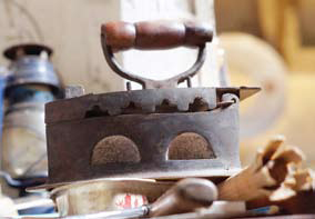 5 Hal Unik Yang Perlu Diketahui Dari Kampung Naga - Travelgad.net