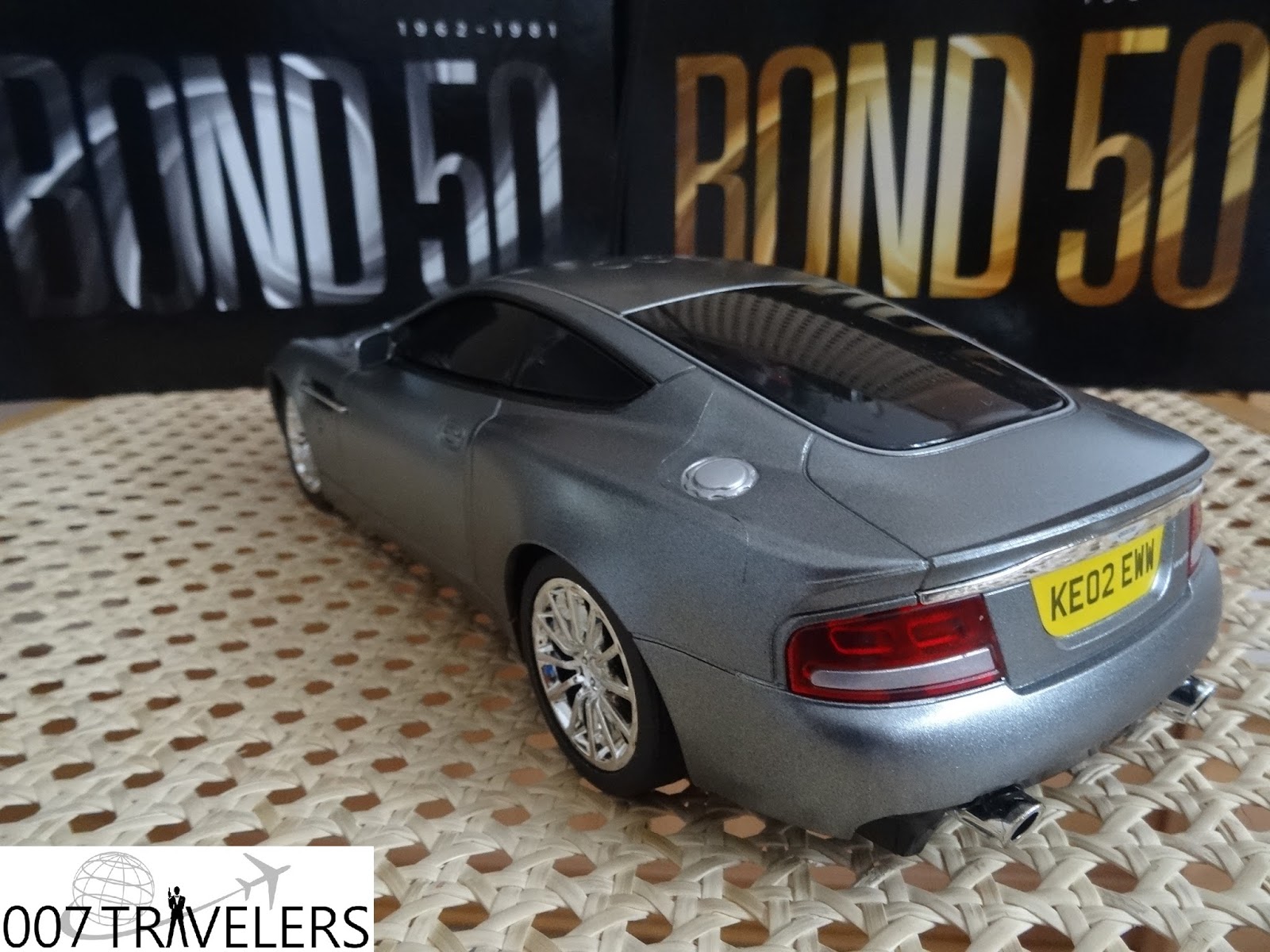 007 Item: British Secret Service R/C: Aston Martin V12 Vanquish – Die ...