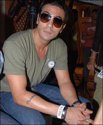 art tattooing: Bollywood Actor Arjun Rampal Arm Tattoo Design