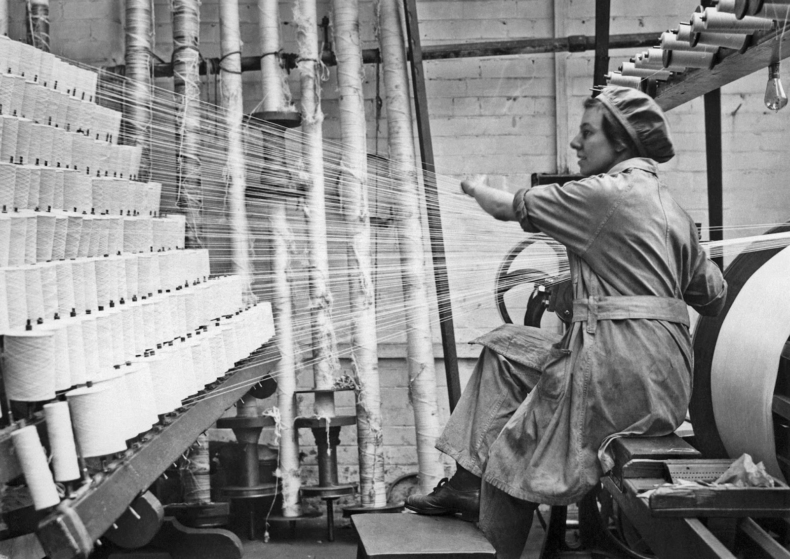 History in Photos: British Women Workers